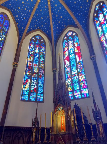 Office divin - liturgie des heures à la Basilique de Marienthal